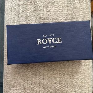 ROYCE New York | Accessories | Royce Minimalist Leather Key Chain Black ...